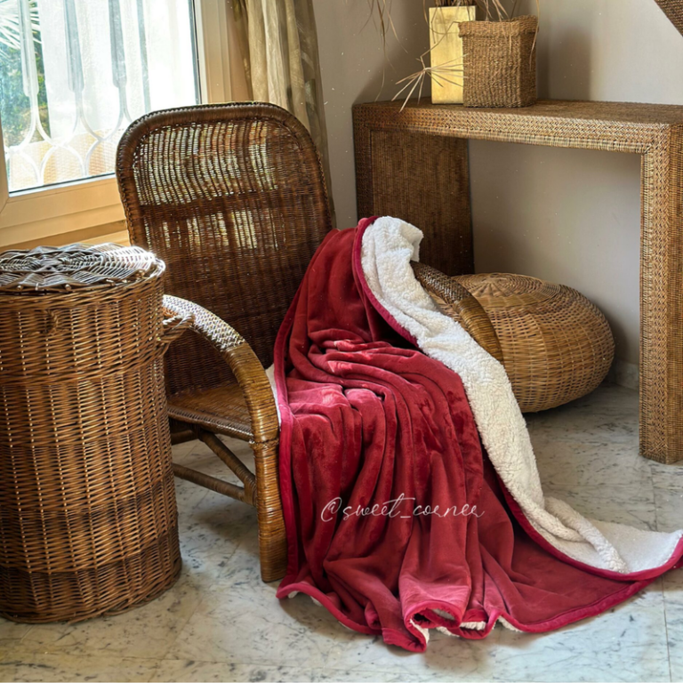 SWEET CORNER - Plaide Peluche 240x220cm Rouge et Blanc - Drest